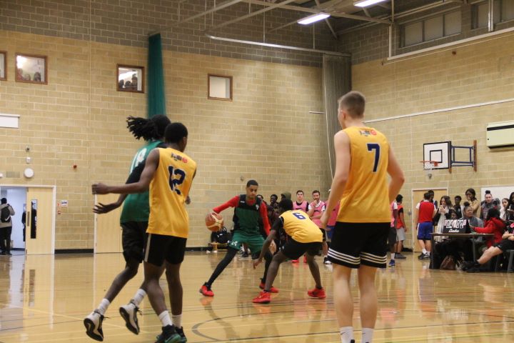 Sydney Russell School » Sixth Form basketball win!